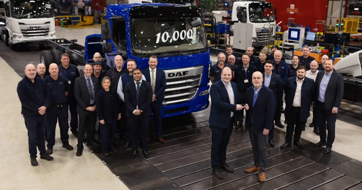Leyland Trucks celebrates 10,000th DAF XB production milestone