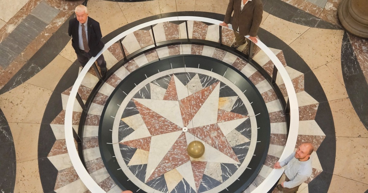 UK's Longest Foucault Pendulum Set for Historic Demonstration at Pres
