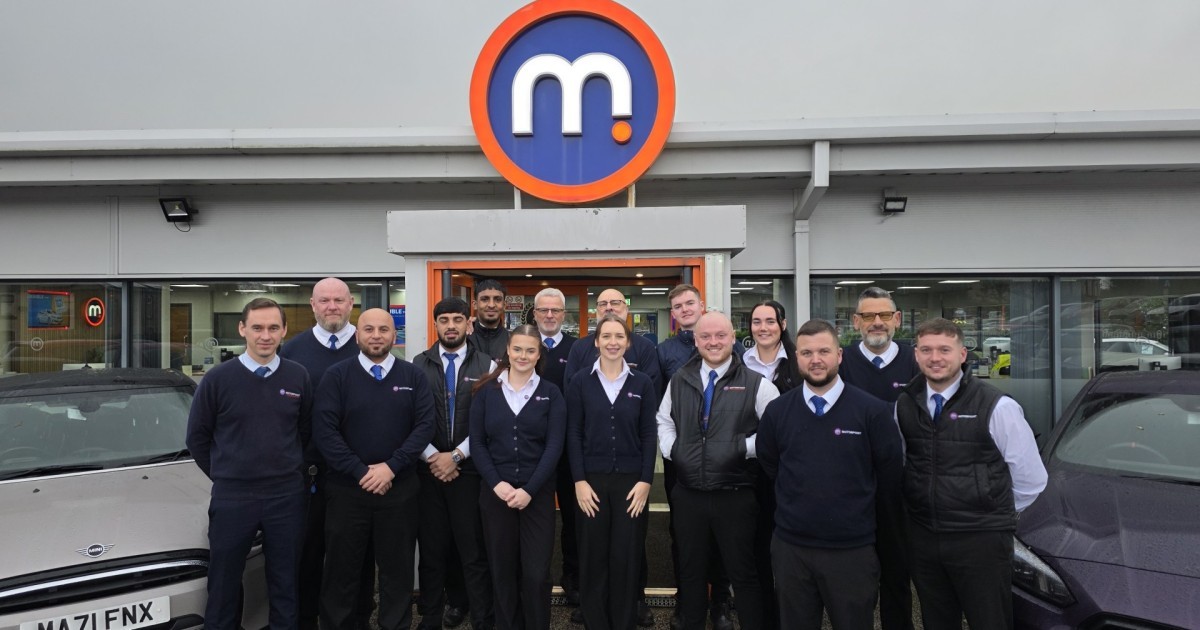 Motorpoint celebrates milestone for Burnley store
