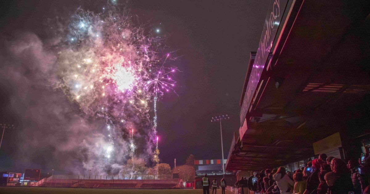 Sell out crowd as Accrington Stanley funfair and fireworks display ...