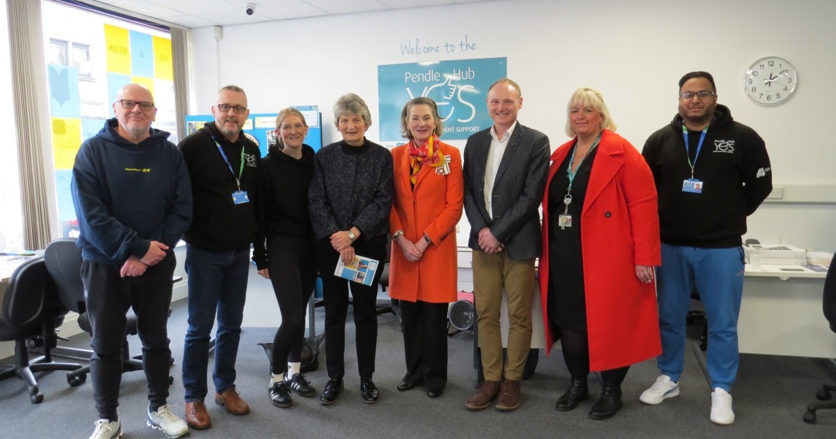 Pendle YES Hub showcases offer to Lord-Lieutenant of Lancashire | LBV Hub