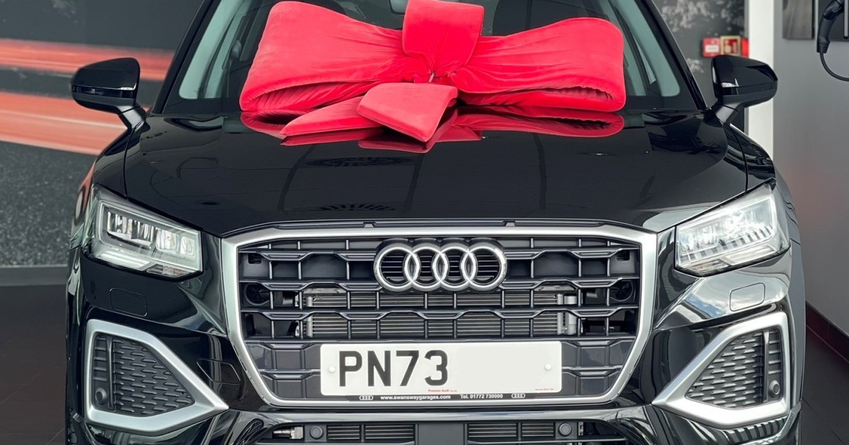 Customers flock to Swansway for 73-plate vehicles | LBV Hub