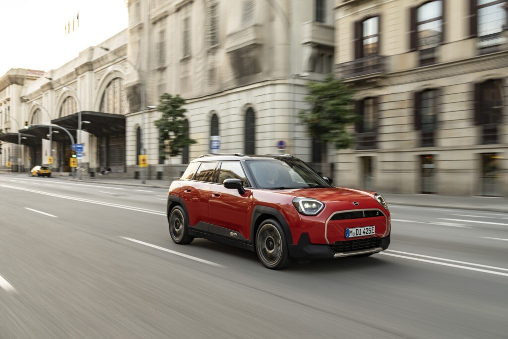 Bowker MINI Blackburn and Preston to Showcase New All-Electric MINI Aceman | LBV Hub
