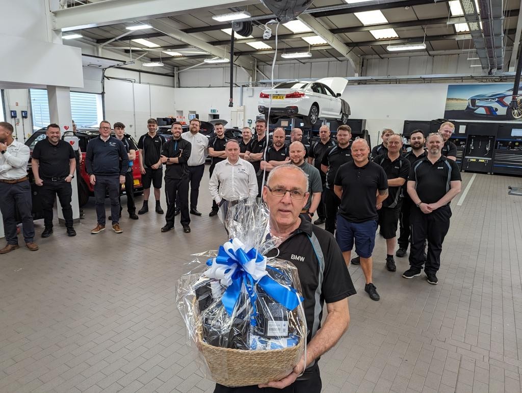 Bowker technician Mick retires after 47 years | LBV Hub