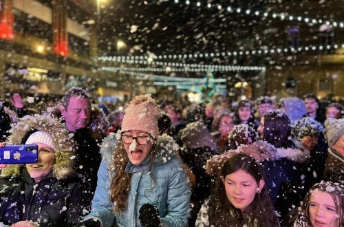 Stars heading to Accrington for Christmas light switch on | LBV Hub